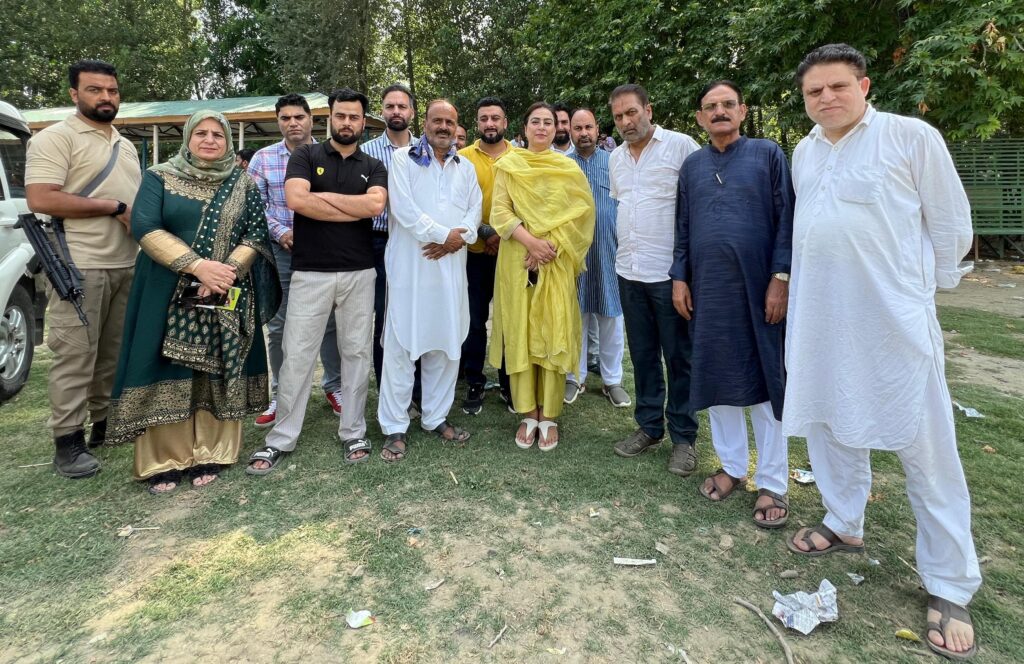 Secretary Sports Council reviews development work at Sheikh Ul Alam ...